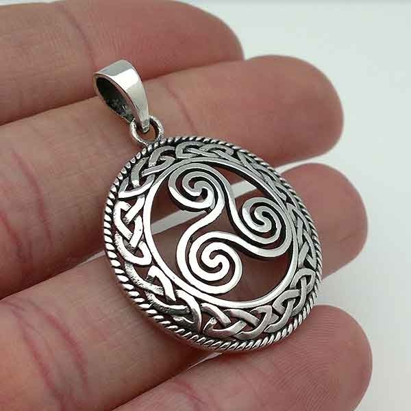 Trisquel pendant with Celtic fretwork, made in sterling silver.