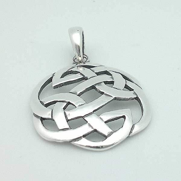 Pendant Celtic knot with Lugh, in Sterling Silver first law.